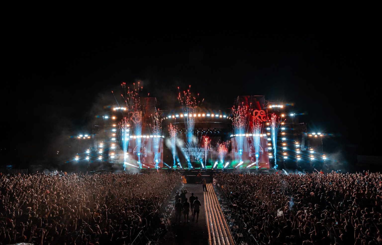 Red Valley Festival, the August musical event in Olbia – TraghettiUp ...